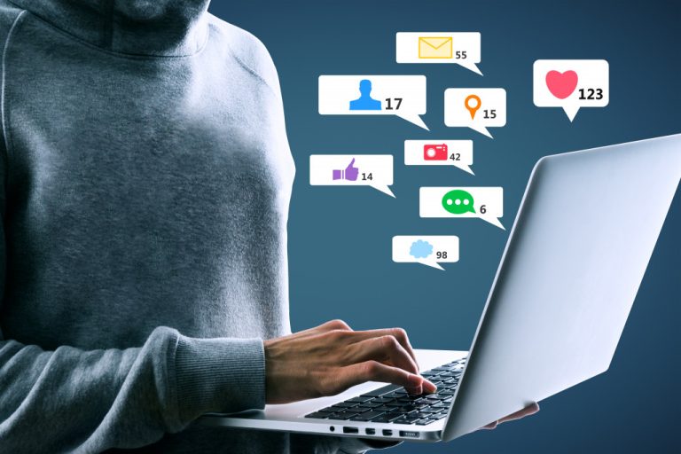 Providing Updates for Customers: A Business Guide - Cohesia